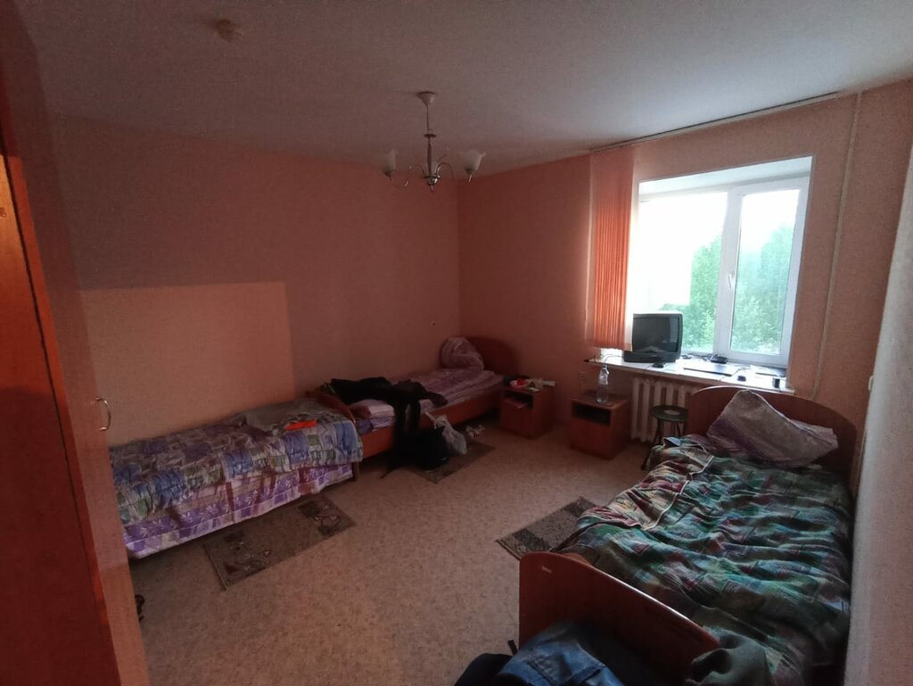 Yurtlar Общежитие, Radujny, foto