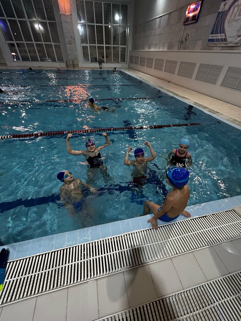 Yüzme okulu Школа плавания, Ufa, foto