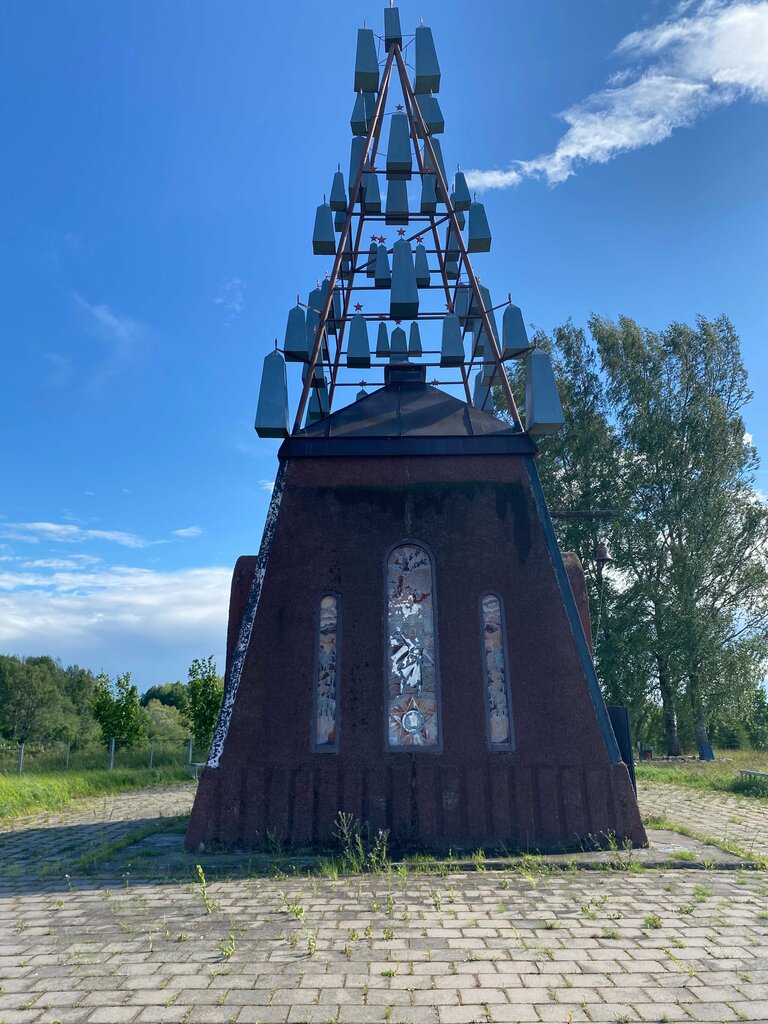 Ortodoks kiliseleri Храм памяти воинам, погибшим в Великой Отечественной войне, Novgorodskaya oblastı, foto