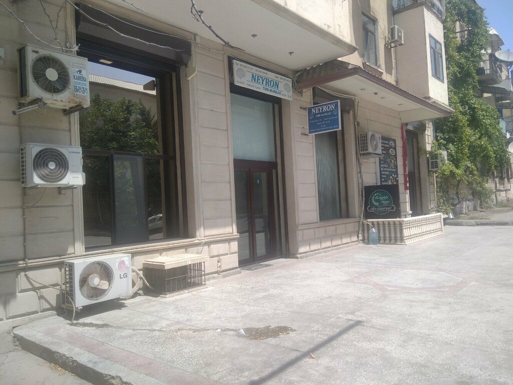 Tıp merkezleri ve klinikler Neyron, Bakü, foto