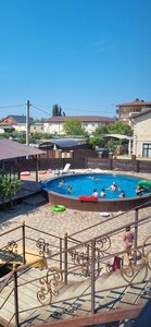 Ruzanna (Vysotnaya ulitsa No:24/1, stanitsa Golubitskaya), otel  Krasnodarski krayından