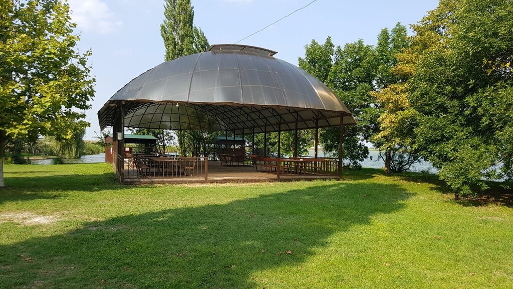 Resort oteller, tesisler Baza otdykha Karlyk, Krasnodarski krayı, foto