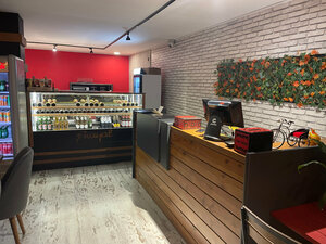 Voilá Cafe & Bistro (Hatay, Arsuz, Uğur Mumcu Cad.), kafe  Arsuz'dan