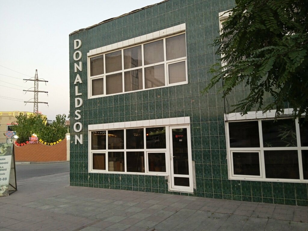 Elektrik ve elektrikli ürün mağazası Donaldson, Bakü, foto