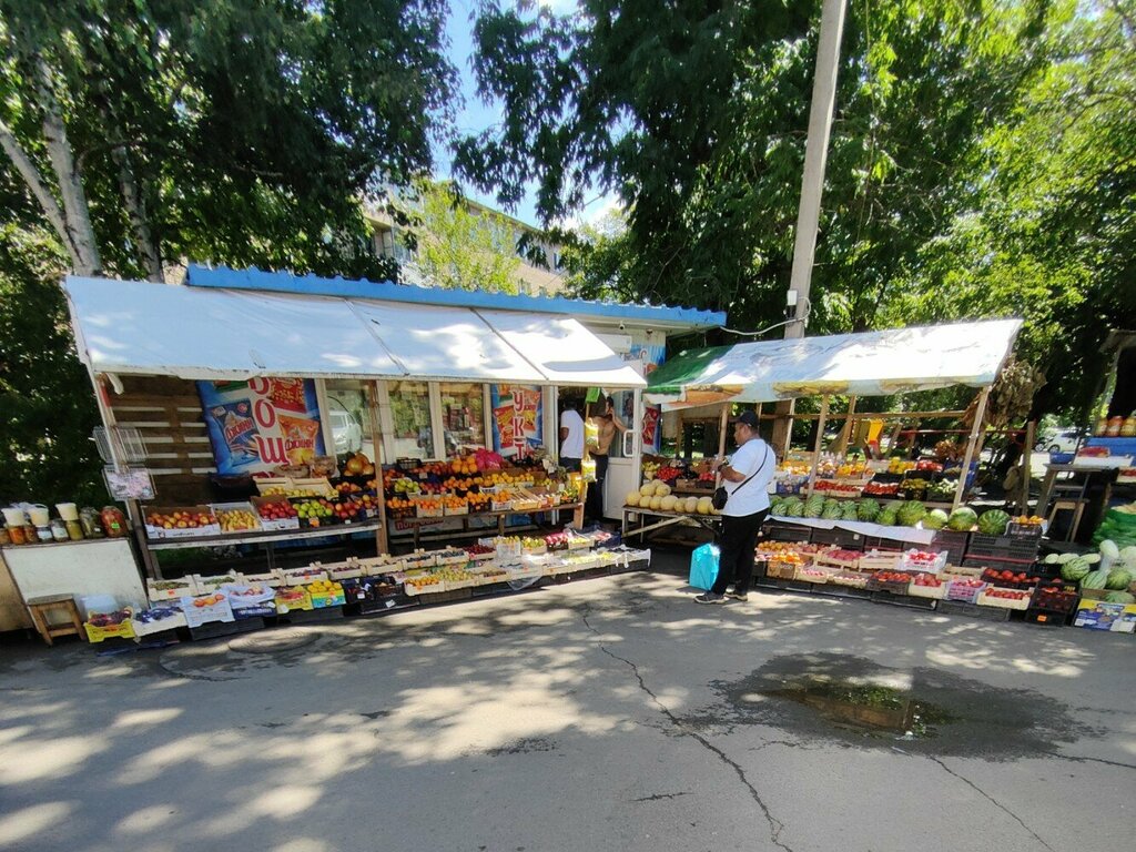 Manavlar Магазин овощей и фруктов, Vladivostok, foto