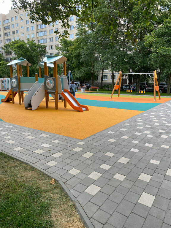 Oyun alanı Playground, Saint‑Petersburg, foto
