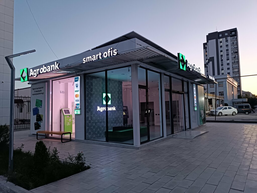 ATM'ler Agro bank smart office, Nukus, foto