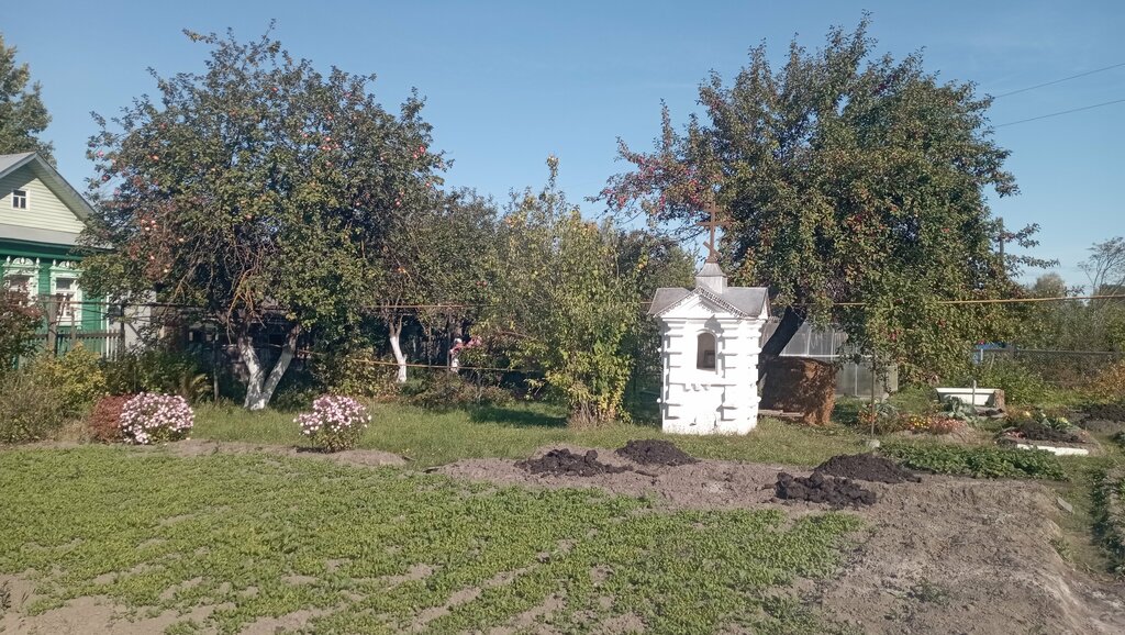 Şapel, haç anıtı Часовня мученицы Лидии, Viçuga, foto