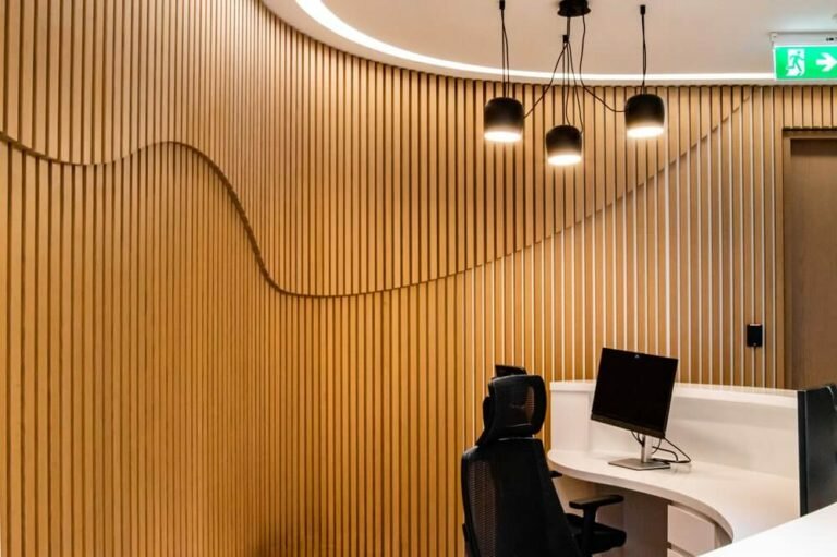 i̇ç mimarlık firmaları Interior Selections Furniture Factory, Dubai, foto