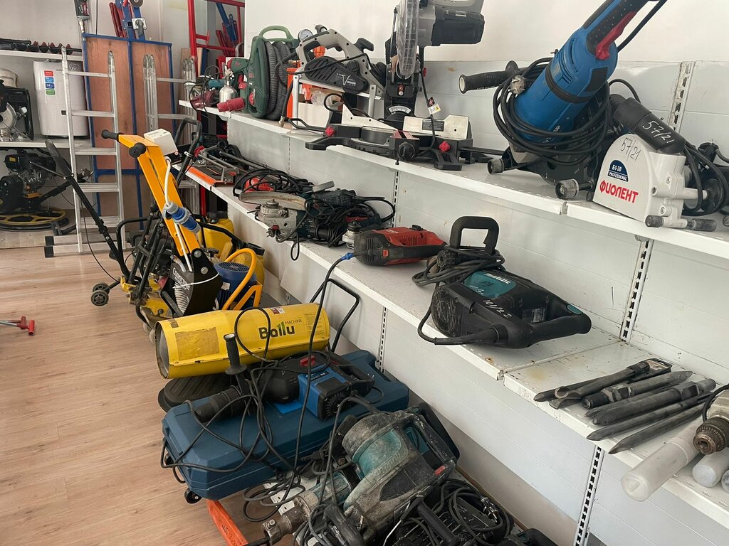 i̇nşaat ekipmanı kiralama Spec Prokat, Novosibirsk, foto