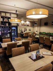 Pesto (Oktyabrskaya ulitsa No:25), kafe  Polotsk'tan