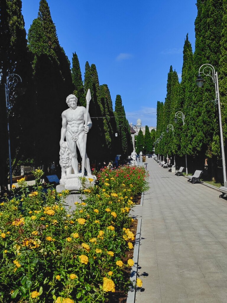 Kültür ve eğlence parkları Alleya Appolonov, Kırım Cumhuriyeti, foto