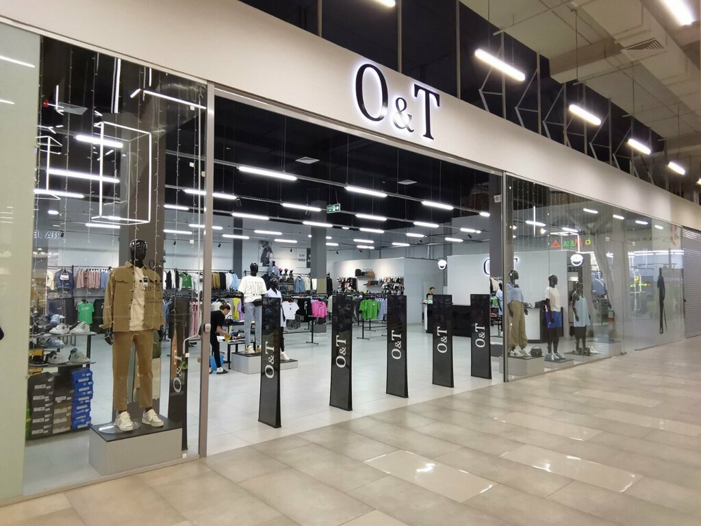 Giyim mağazası O&t, Omsk, foto