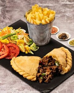 Hola Empanada (Ahmed Yousuf Building, Oud Metha, Bur Dubai, Dubai), restoran  Dubai'den