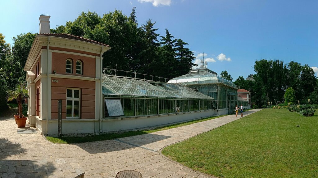 Turistik yerler Veliki Staklenik, Belgrad, foto