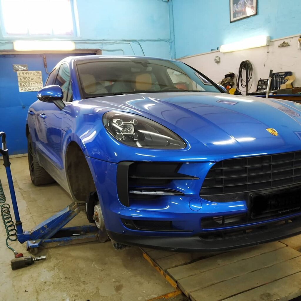 Otomobil servisi Pro100servis, Yekaterinburg, foto