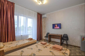 Guest house (Mira Street No:3, Sennoy Settlement), otel  Krasnodarski krayından