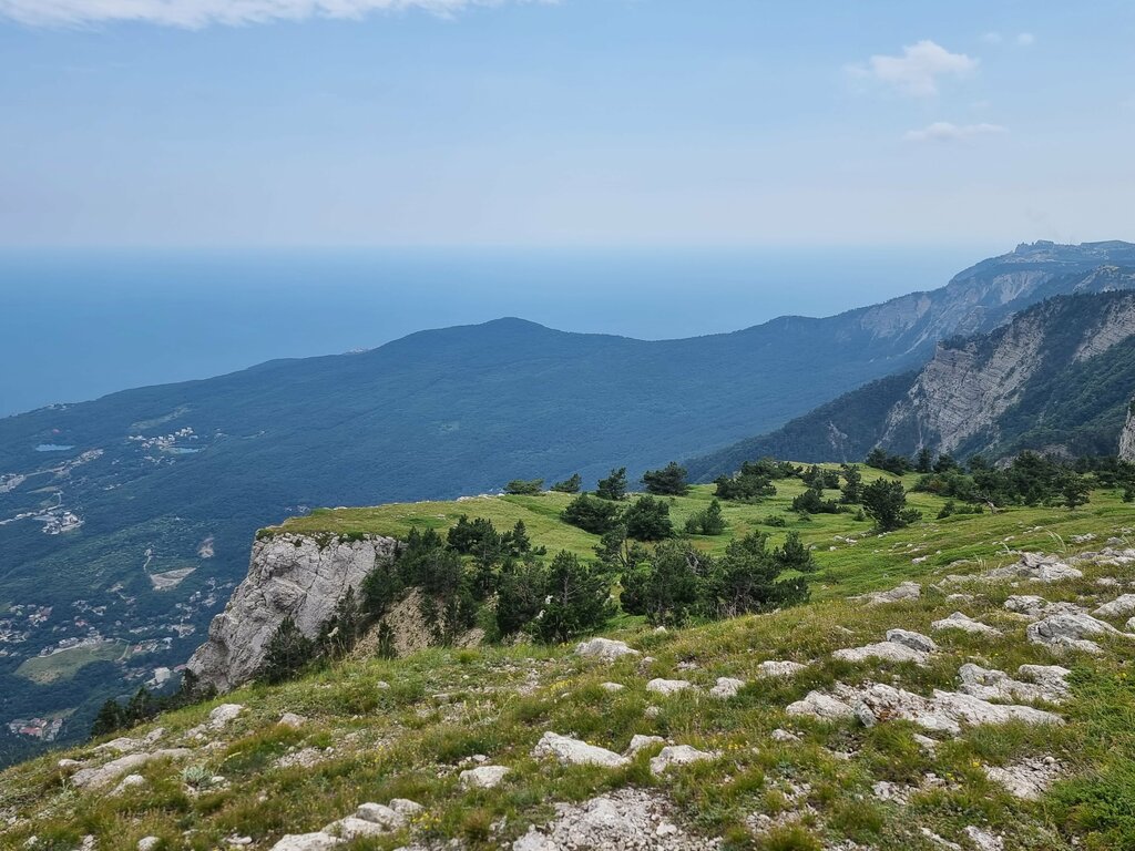 Dağ zirvesi Гора Ай-Валенти 1284 метра, Kırım Cumhuriyeti, foto