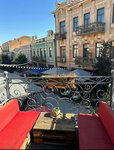 Pomegranate Hotel (Davit Agmashenebeli Avenue No:43/2), otel  Tiflis'ten