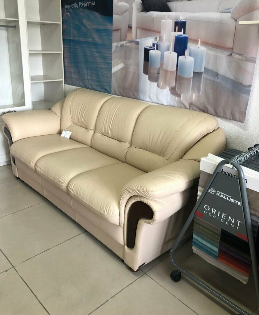 Koltuk takımı mağazaları Hauska, Surgut, foto