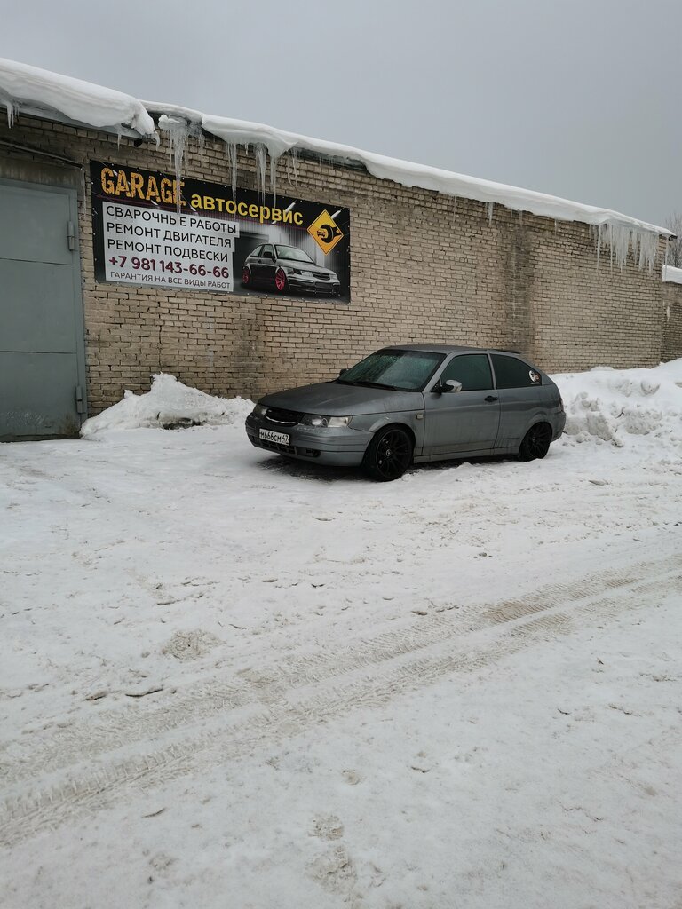 Otomobil servisi Garage, Pikalevo, foto