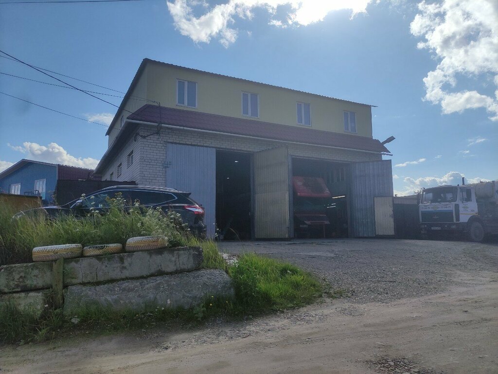 Kamyonların onarımı Komplekt servis, Yaroslavskaya oblastı, foto