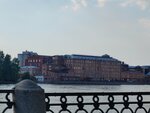 Невский завод косметических изделий (Obukhovskoy Oborony Avenue No:80), turistik yerler  Saint‑Petersburg'dan