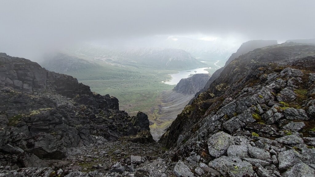 Dağ geçidi Перевал Вопросик, Murmanskaya oblastı, foto