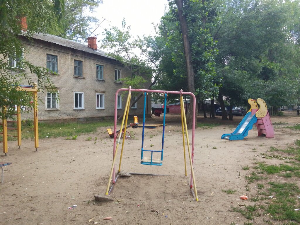 Oyun alanı Playground, Ulyanovsk, foto
