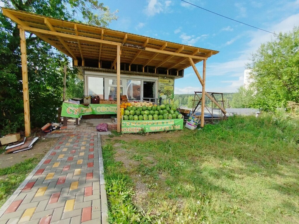 Toptan sebze ve meyve satışı Киоск по продаже овощей и фруктов, Tomsk, foto