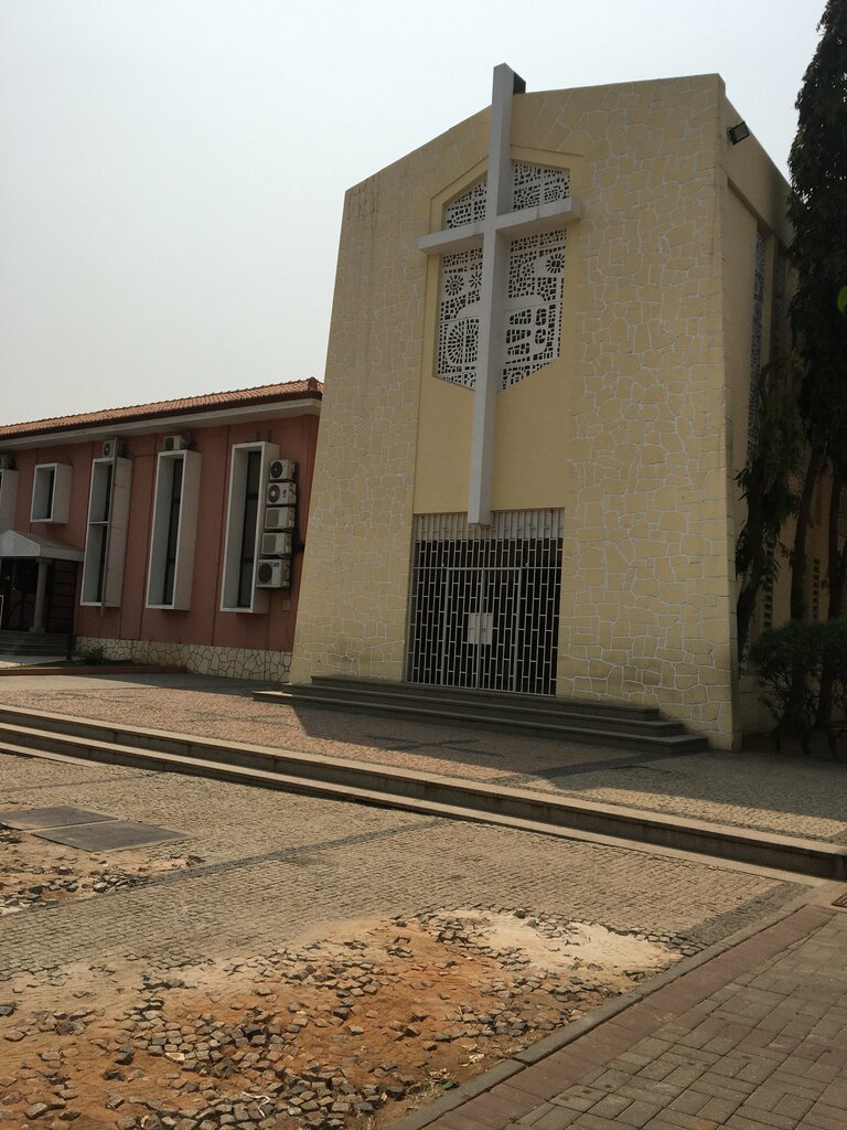 Protestan kilisesi Igreja católica São José, Loanda, foto