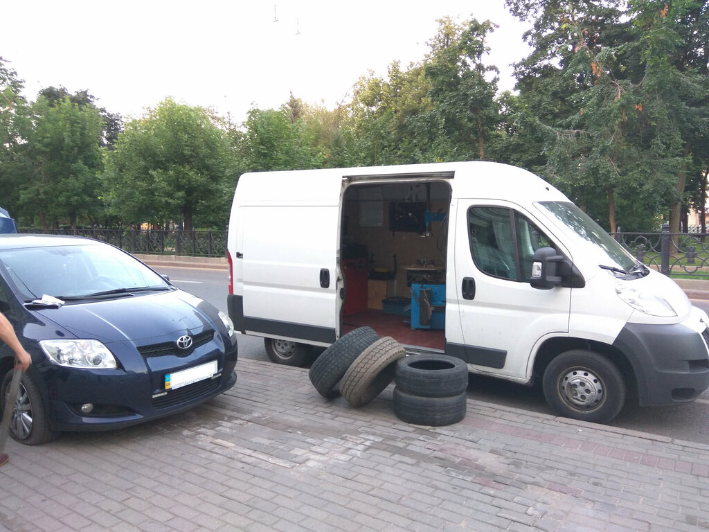 Oto lastik tamiri Field Tire Service, Krasnodarski krayı, foto
