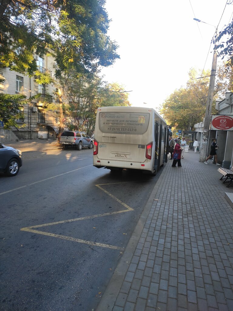 Otobüs park yerleri Севтранстрест, Sevastopol, foto