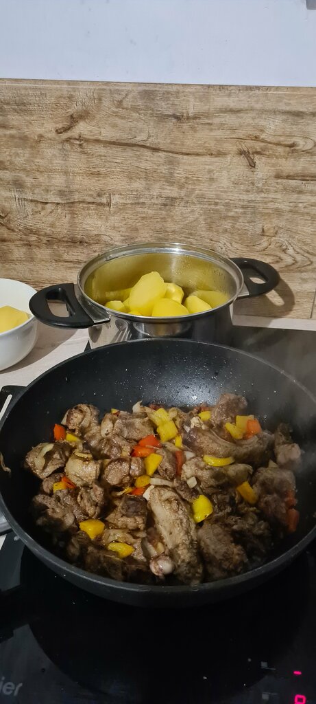 Hayvancılık Крестьянское фермерское хозяйство Борис, Kalujskaya oblastı, foto