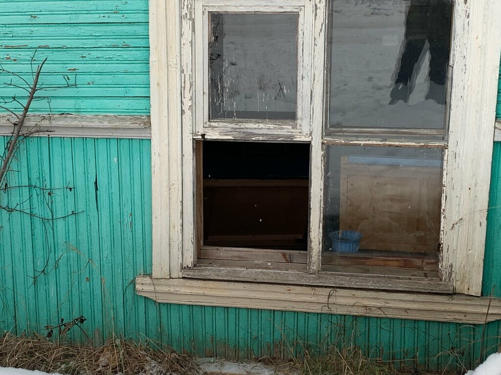 Kültür ocakları Краснёнский сельский клуб, Novgorodskaya oblastı, foto