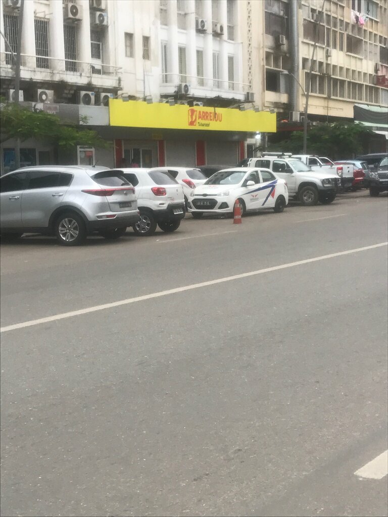 Market Arreiou ta barato, Loanda, foto