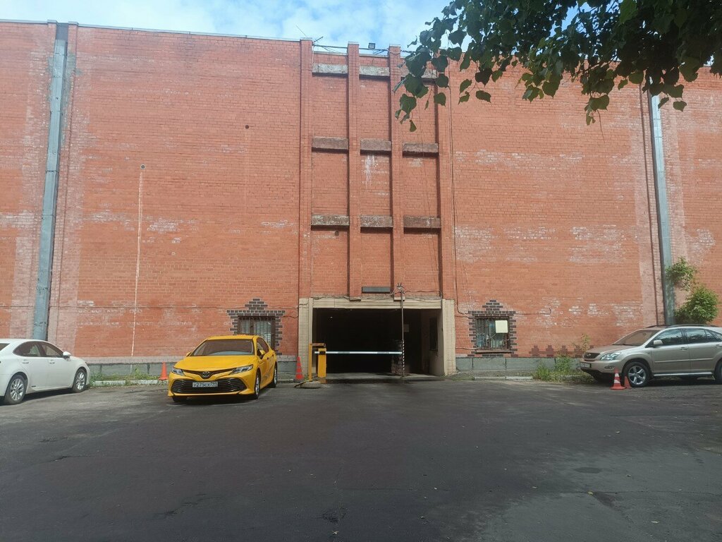 Garajlar Gsk Ichka, Moskova, foto