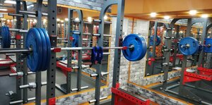 Спорт-гараж (prospekt Druzhby Narodov No:39Б, Abakan), fitness kulüpleri  Abakan'dan