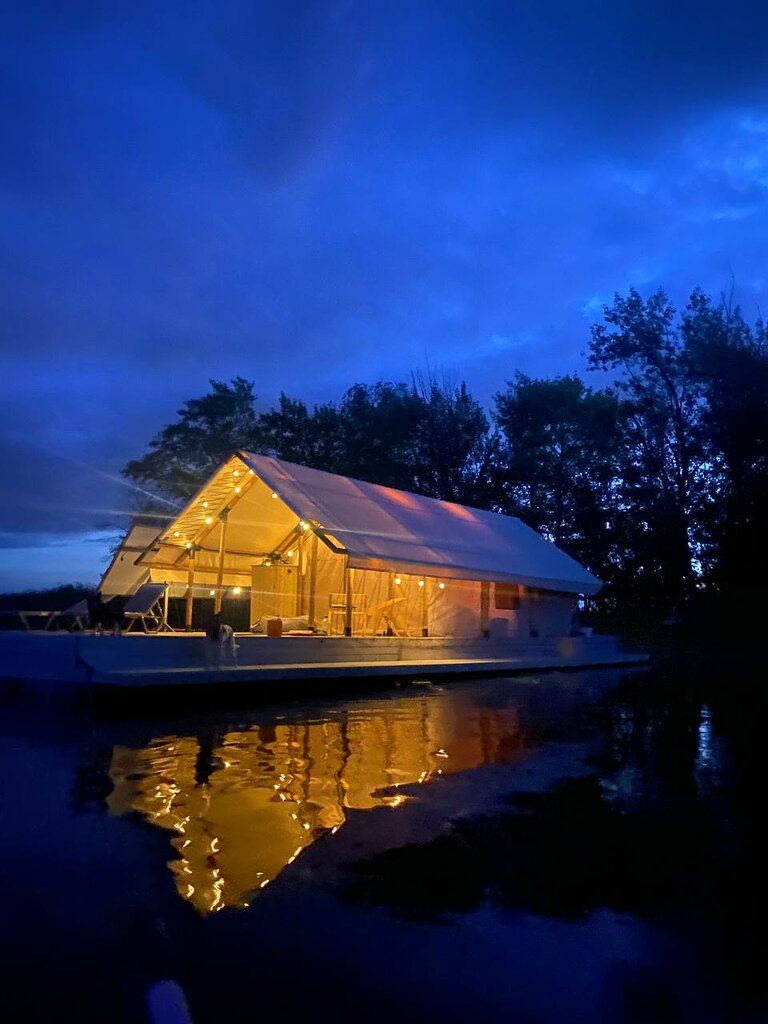 Resort oteller, tesisler Pontoon_glamping, Saratovskaya oblastı, foto