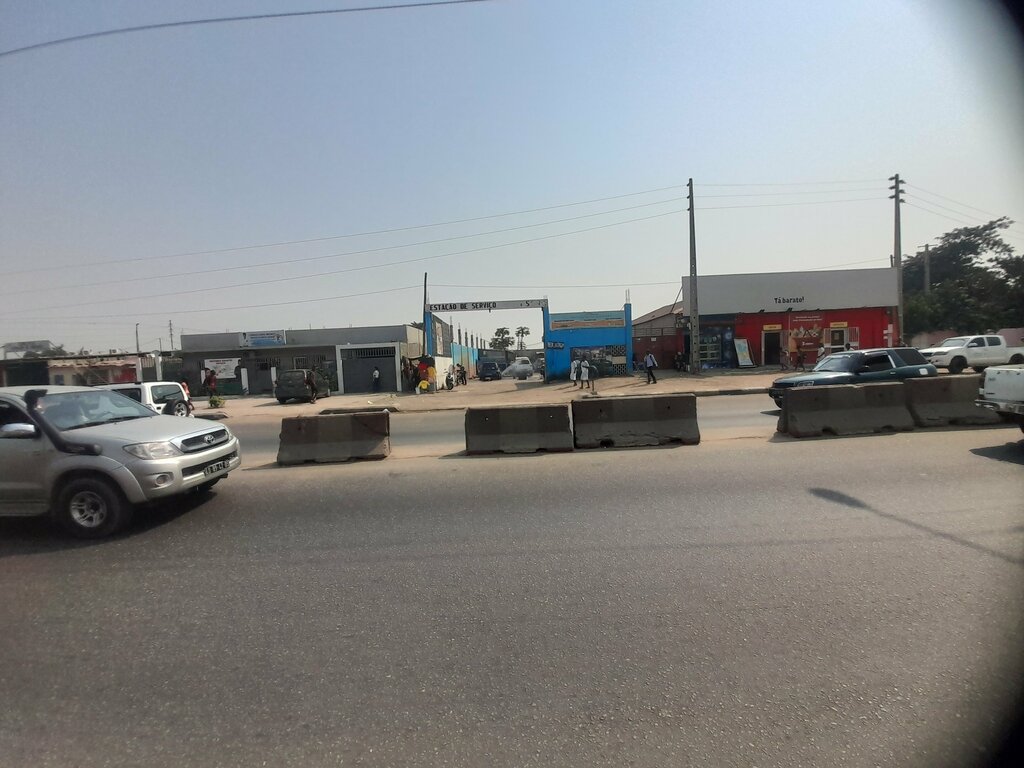 Otomobil servisi Estação De Serviço, Loanda, foto
