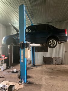 Автосервис (Zavodskaya ulitsa No:14/1, Kalininsk), otomobil servisi  Kalininsk'ten