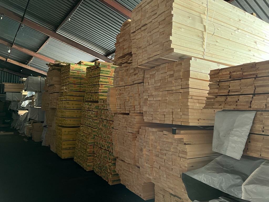 Kereste üretim ve satış şirketleri Lumber Oak Ash, Moskova, foto