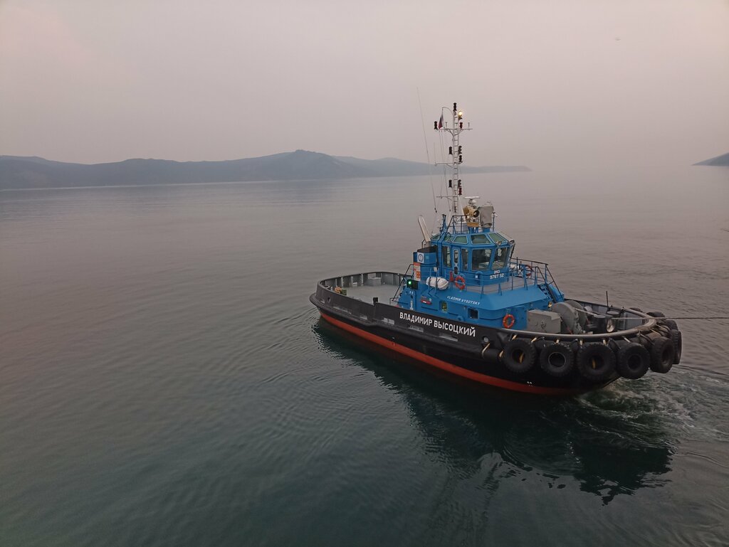 Deniz ve nehir iskeleleri Магаданский морской торговый порт, Magadan, foto