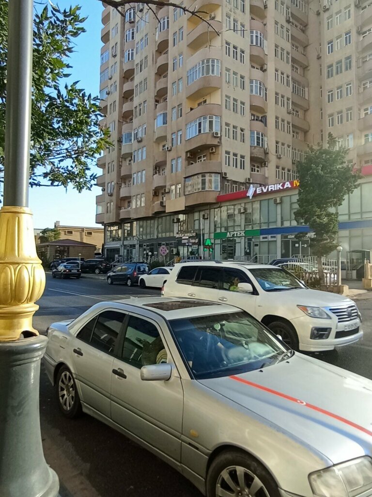 Eczaneler Zeytun, Bakü, foto