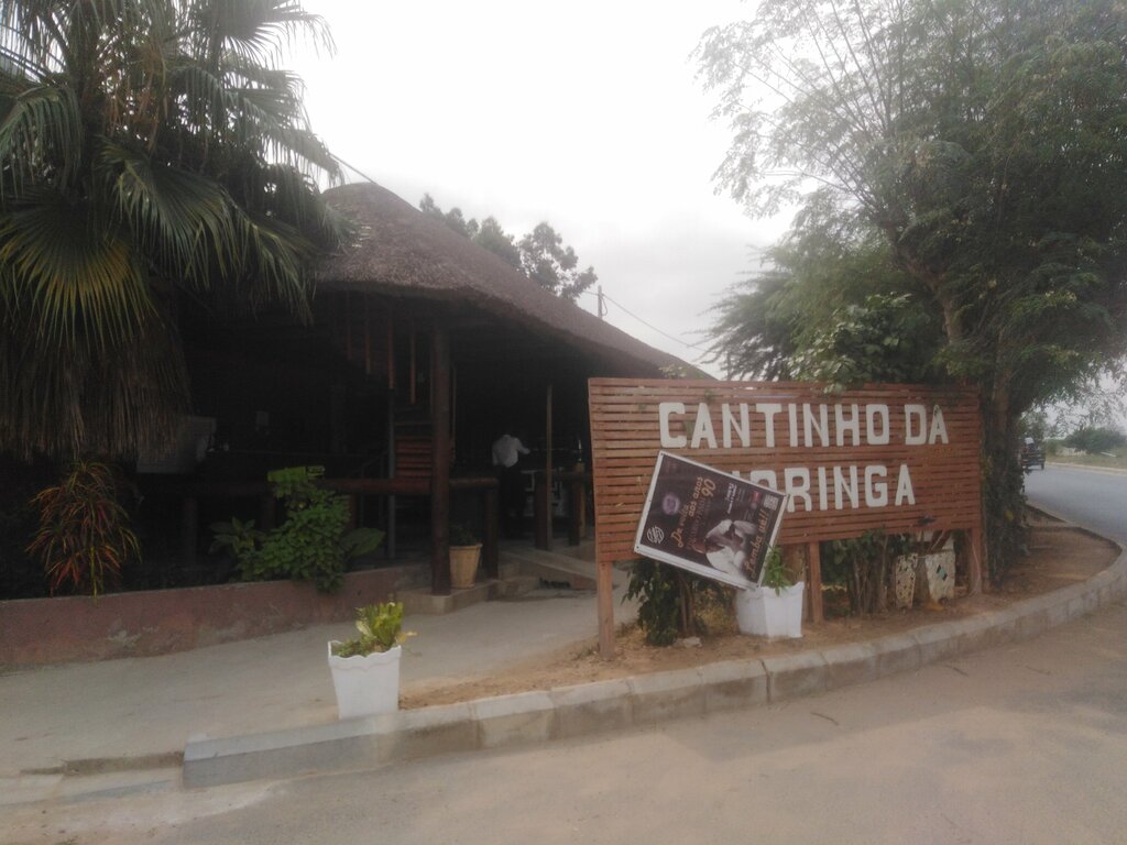 Kantin, yemekhane Cantinho da Moringa, Loanda, foto