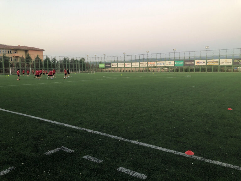 Spor tesisi Halı Saha, İnegöl, foto