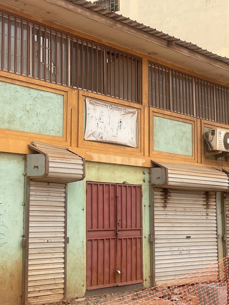 Restoran Kiabos Quentes, Loanda, foto