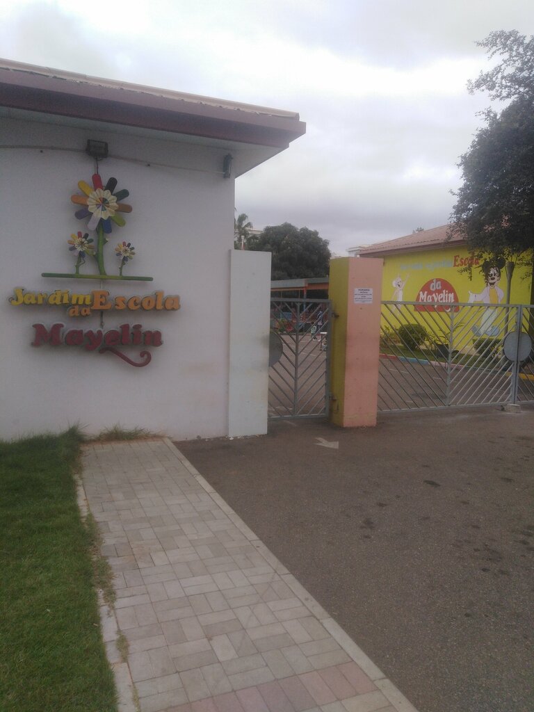 Anaokulları Creche Bloco X, Loanda, foto