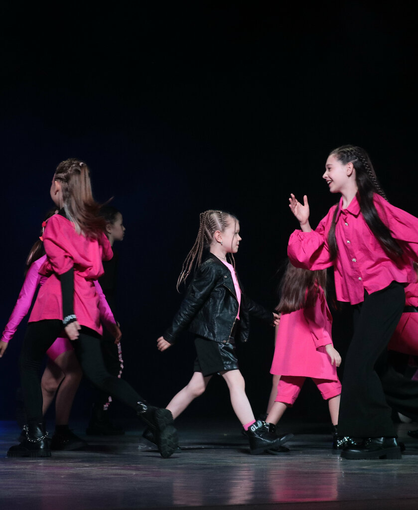 Dans okulları Tantsevalny Tsentr St11, Krasnodar, foto