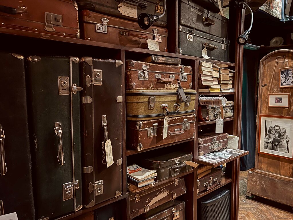 Unutulmaz olayların yeri Кабинет редкостей, Moskova, foto